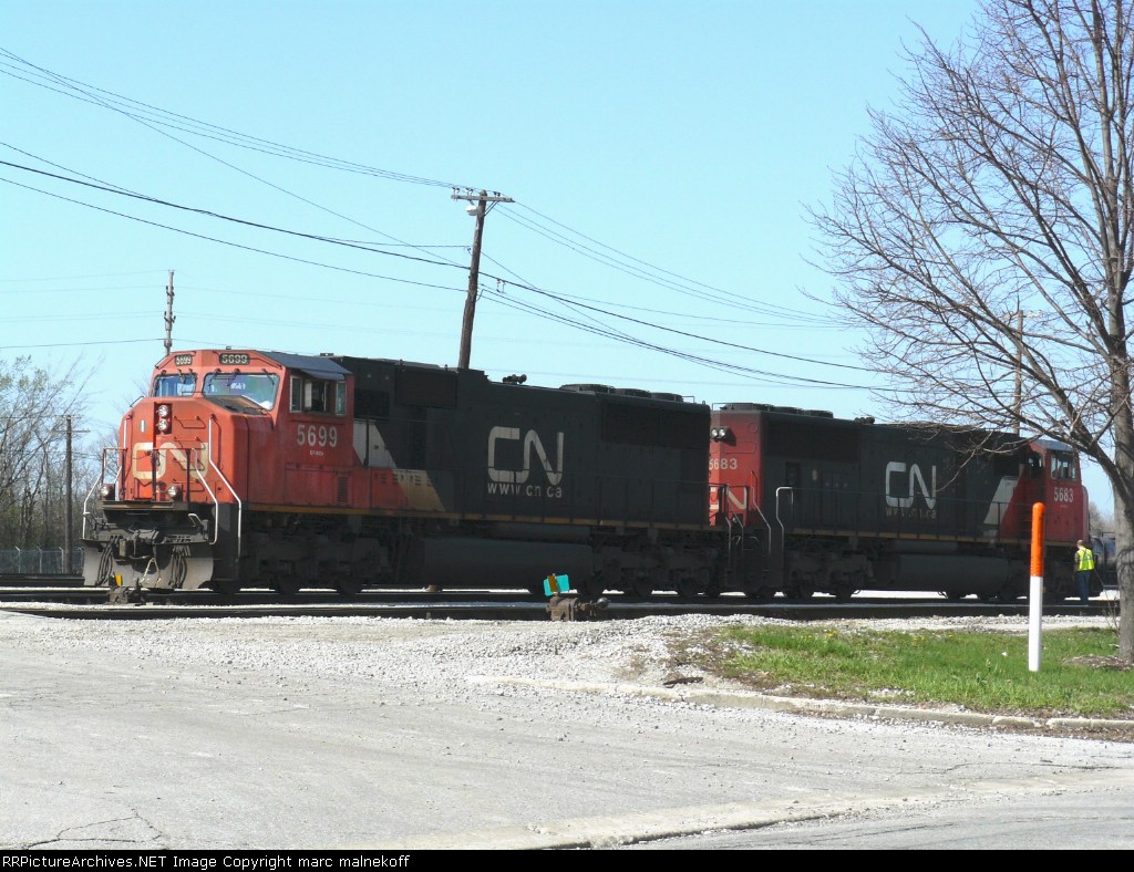 CN 5699